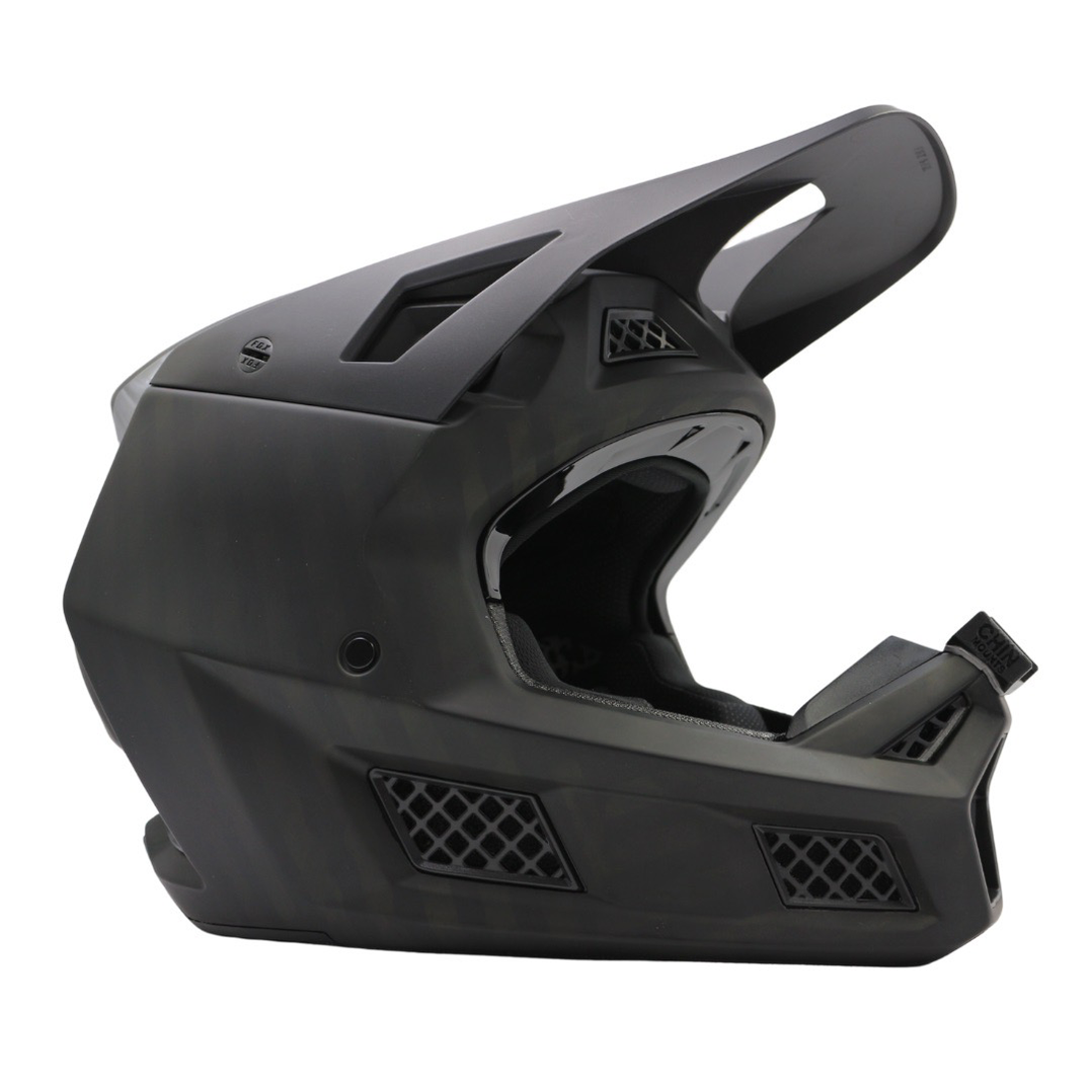 FOX V3 RS Helmet Camera Chin Mount for GoPro & Insta360 — Chin Mounts